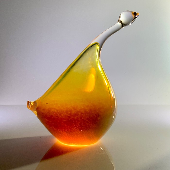 Small uris yellow bird :: Carrara-ART